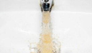 Why Is My Water Yellow? Causes & Fixes (2025 Guide) - QWL